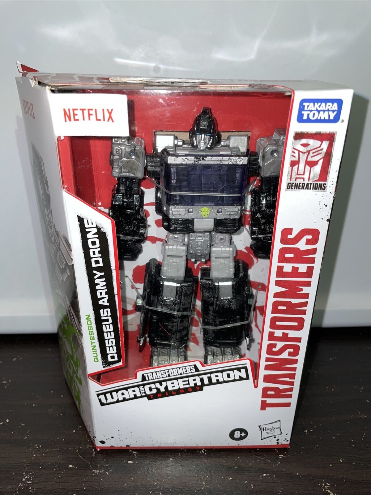 Netflix Transformers Wave 3 Sparkless Bot Cheetor Deseeus Deep Cover Images